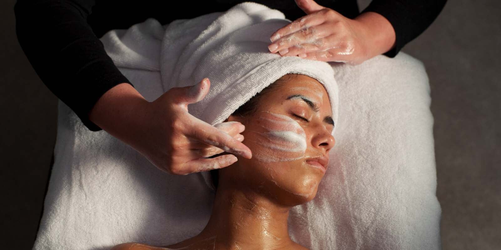 Glow-Boosting Spa & Facial Treatments at Hoar Cross Hall | Barons Eden